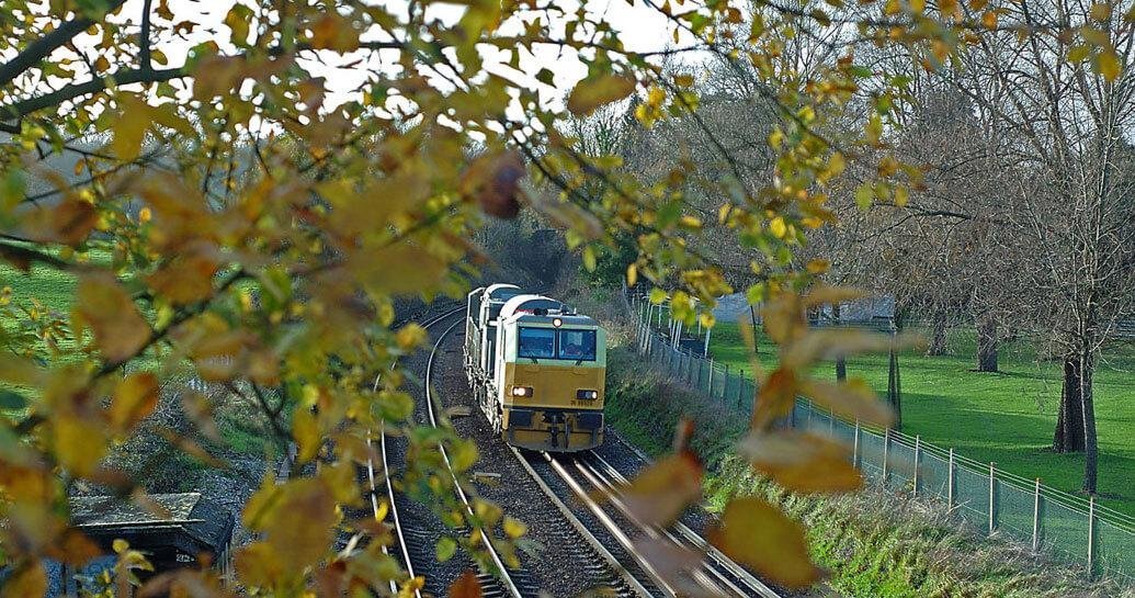 Behind the Scenes – What Causes Railway Delays – Flights & Times