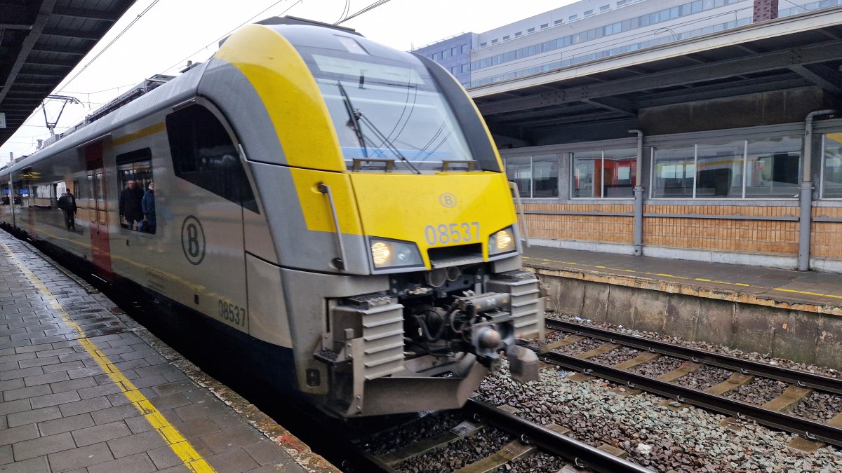 BRU-LUX SNCB – 2nd Class – Flights & Times