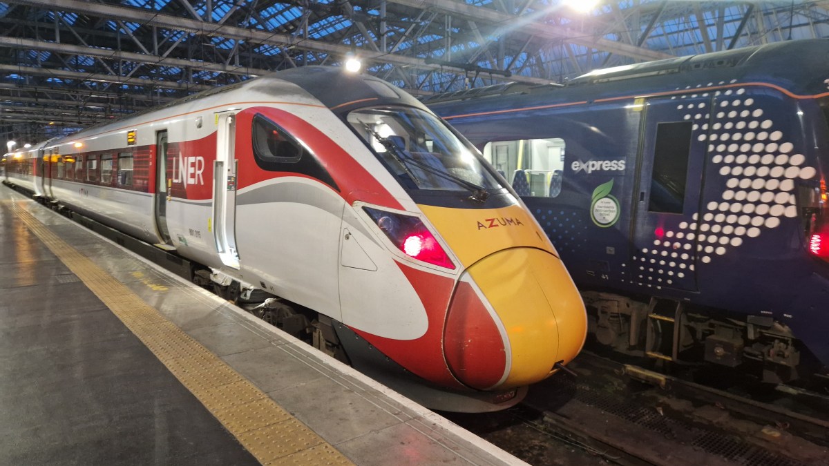 GLC-PBO LNER – 1st Class – Flights & Times