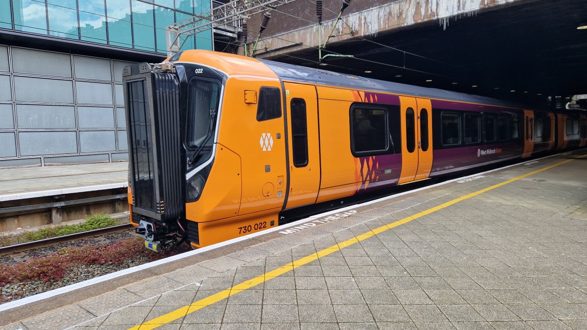 West Midlands Trains – Hello Class 730s, Farewell Class 323s – Flights ...